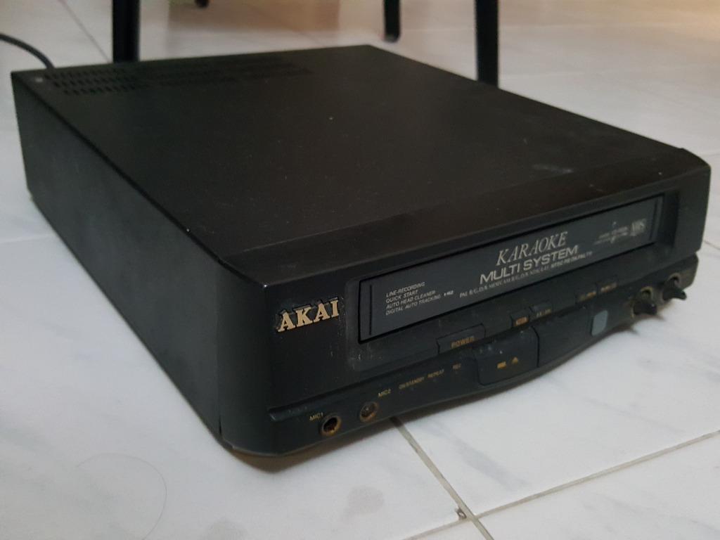 AKAI Electric VCR Video Cassette Tape Player Recorder VHS VS-R88K ...
