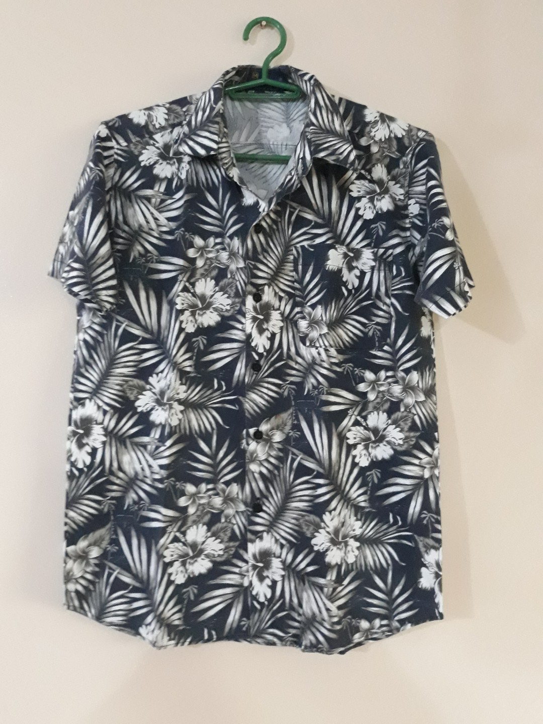 orcan floral polo shirt in very good condition, Men's Fashion, Tops ...