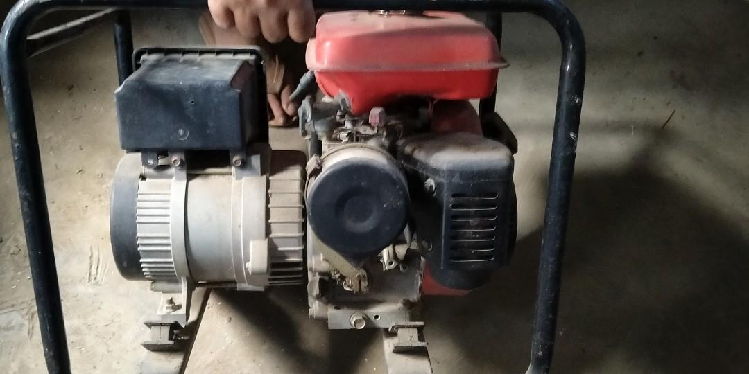 Robin Engine EY15 5 HP, Furniture & Home Living, Cleaning & Homecare ...