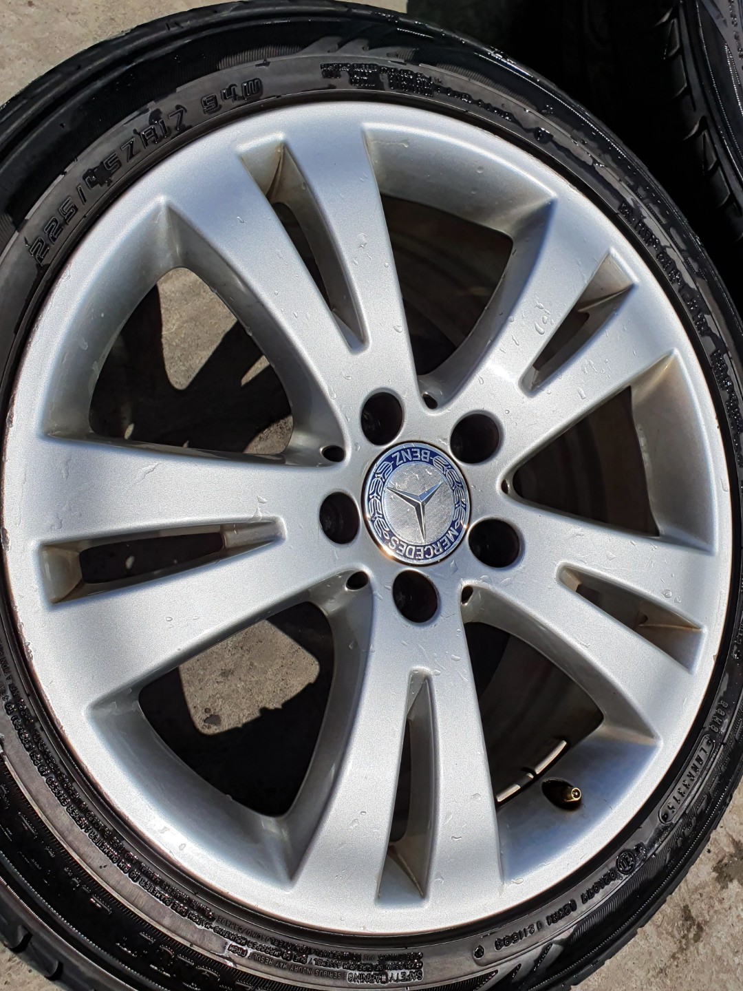 Benz 17 Mags rims c200 w204 Dunlop 225 45 r17, Car Parts & Accessories ...