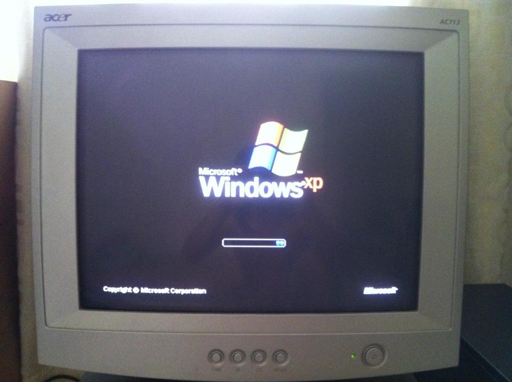 CRT Monitor 17 inch, Computers & Tech, Parts & Accessories, Computer ...