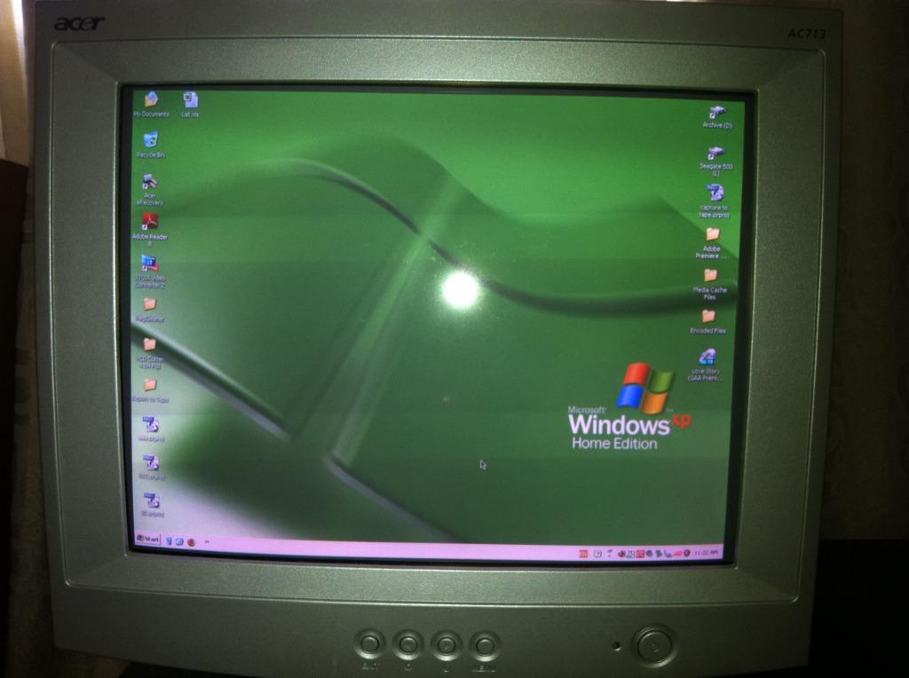 CRT Monitor 17 inch, Computers & Tech, Parts & Accessories, Computer ...