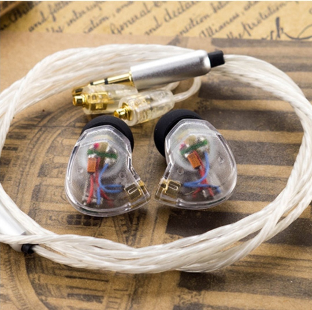 Custom Hybrid IEM, Audio, Other Audio Equipment on Carousell