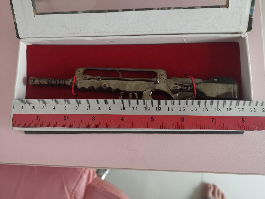 FAMAS Rifle Display Set, Hobbies & Toys, Toys & Games on Carousell