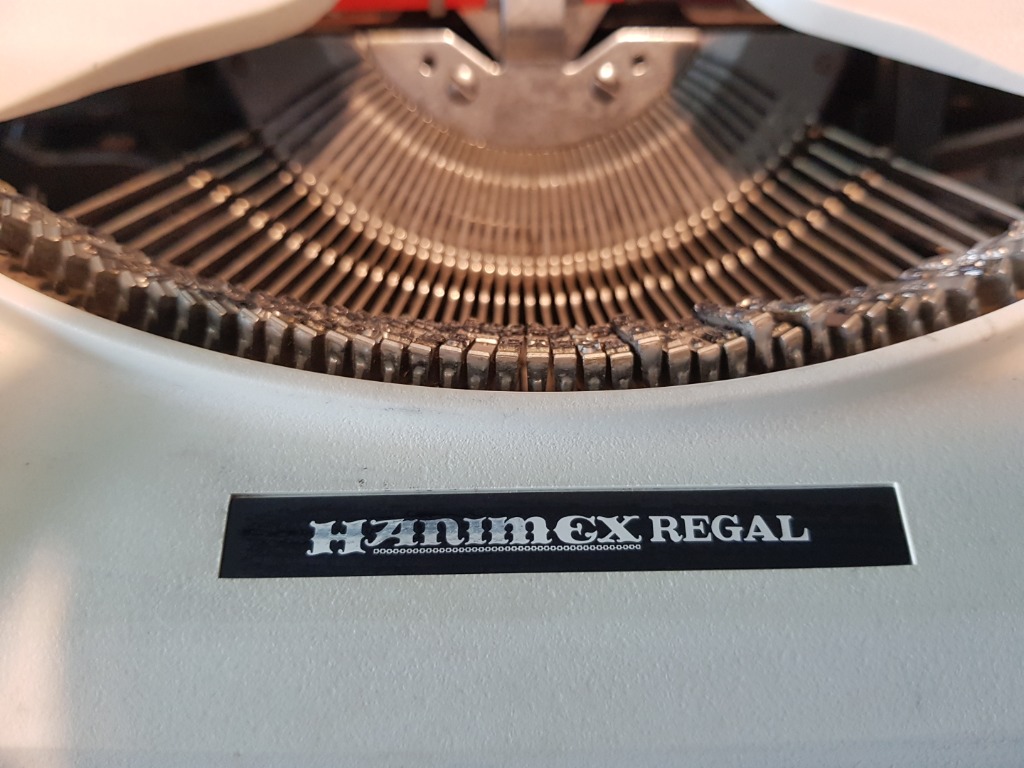 Hanimex Regal, Hobbies & Toys, Memorabilia & Collectibles, Vintage ...