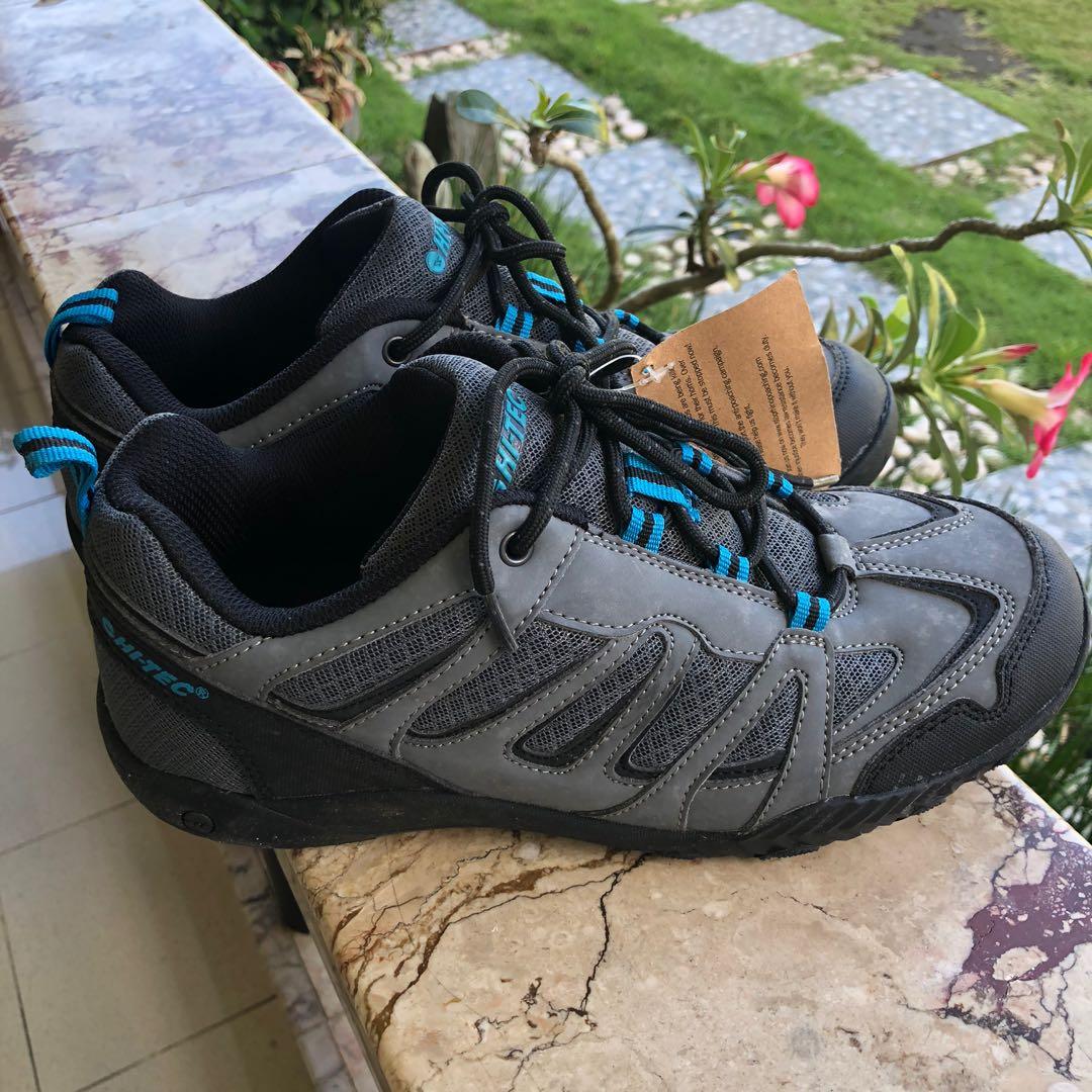 Hitec shoes, Men's Fashion, Footwear, Sneakers on Carousell