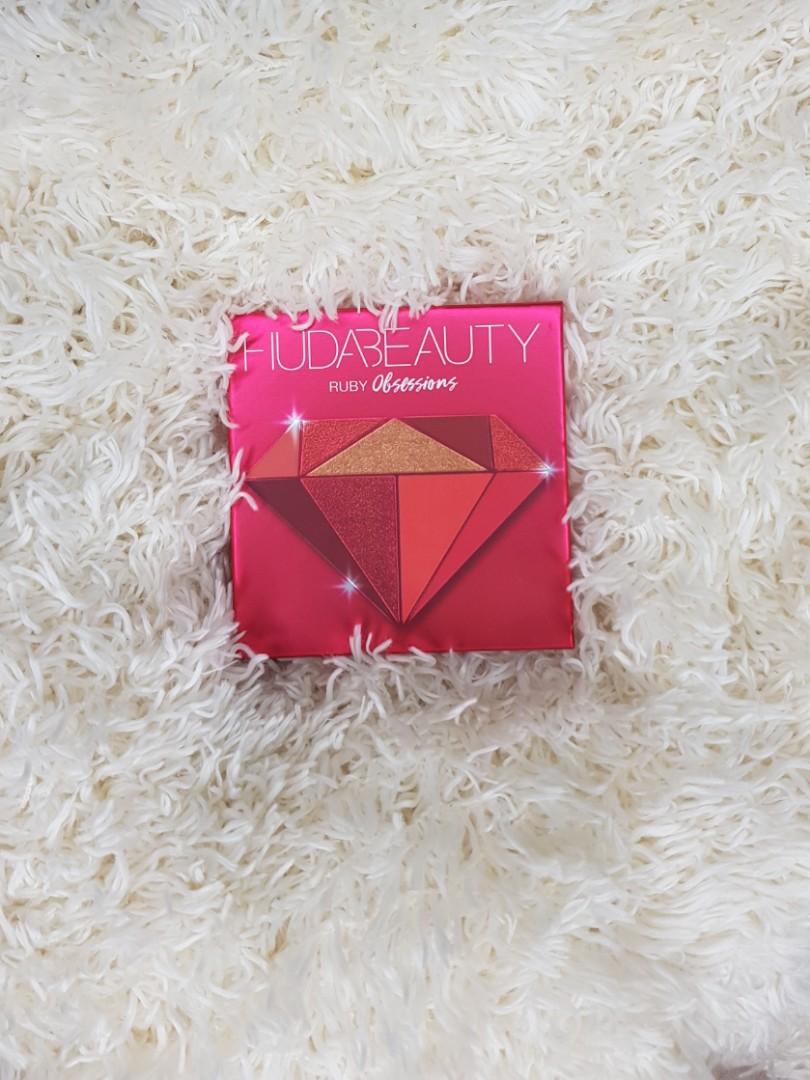 Huda Beauty Obssesions RUBY, Kesehatan & Kecantikan, Rias Wajah di ...
