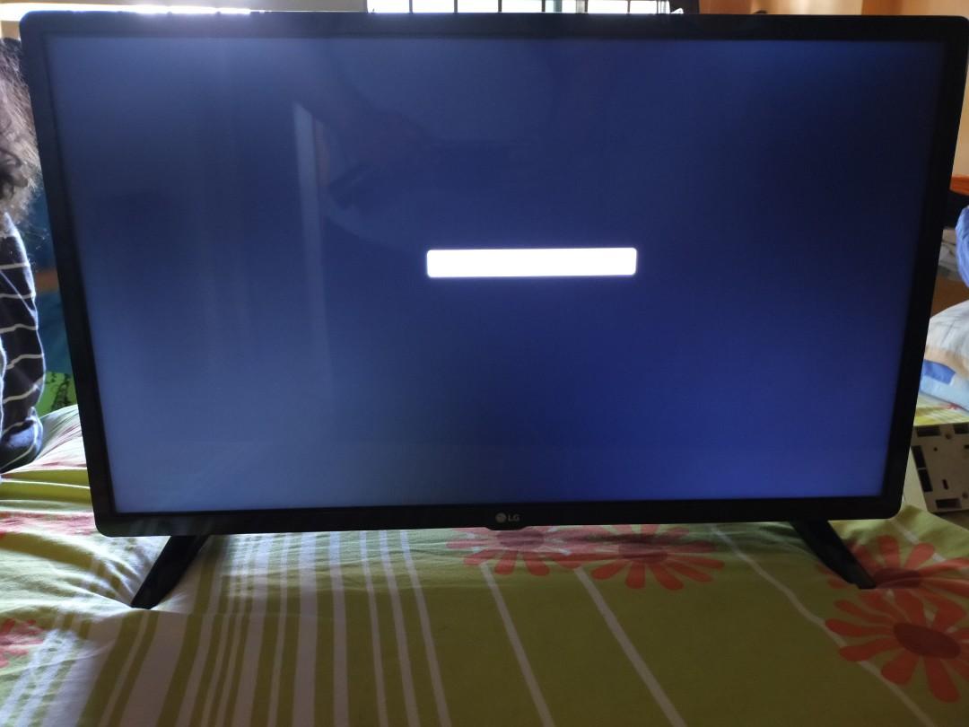 LG TV 32 inch with stand and remote, TV & Home Appliances, TV ...