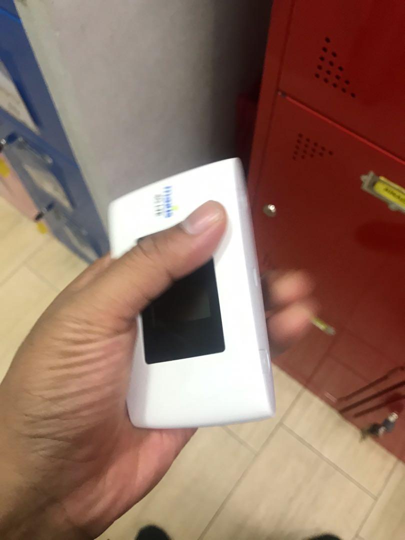 Mifi portable wifi (Maxis), Computers & Tech, Parts & Accessories ...