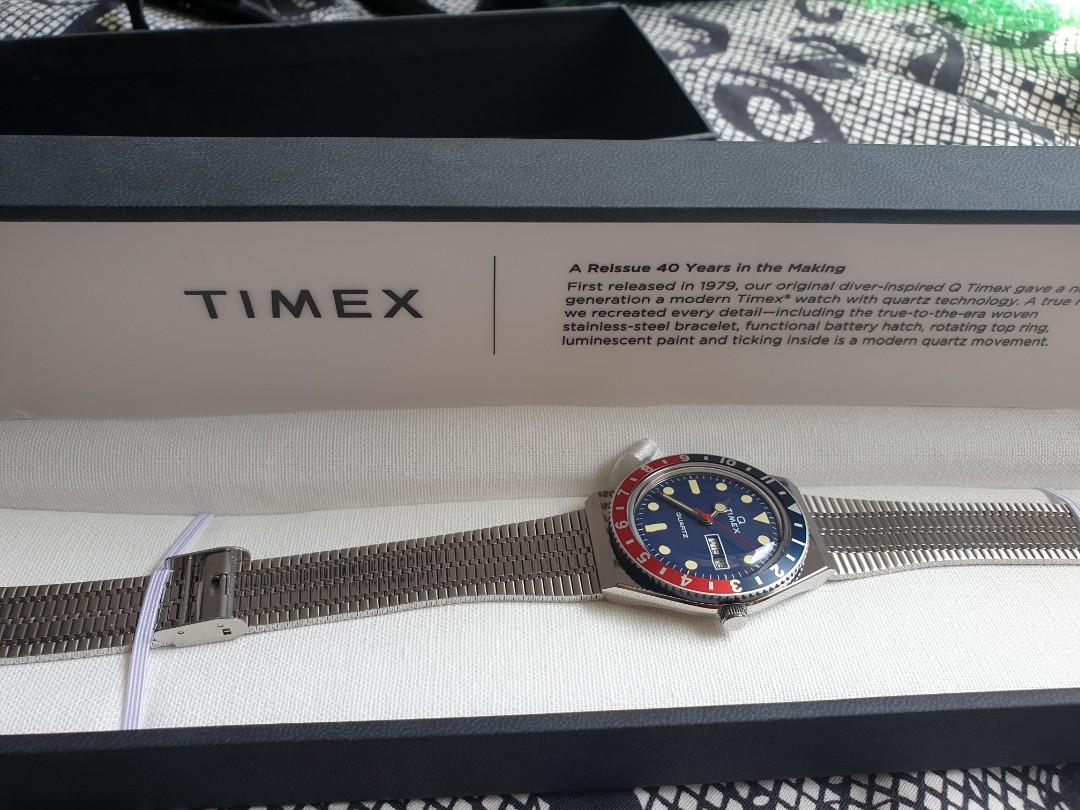 Timex Q Reissue w extra Jubilee bracelet, Mobile Phones & Gadgets ...