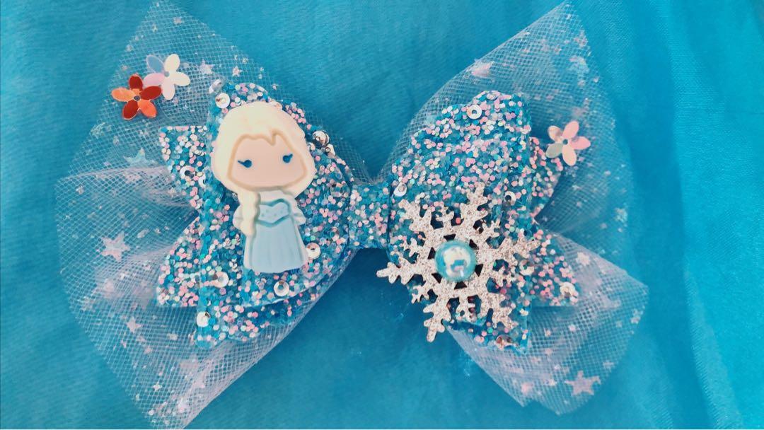 Frozen /Elsa Hair Clip Box, Babies & Kids, Girls' Apparel, 4 to 7 Years ...