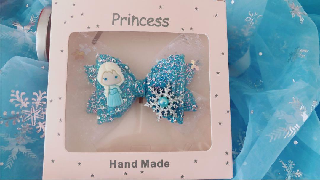 Frozen /Elsa Hair Clip Box, Babies & Kids, Girls' Apparel, 4 to 7 Years ...