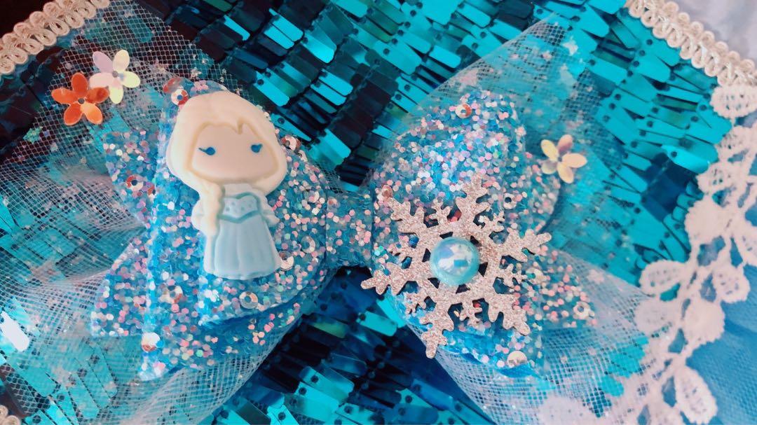 Frozen /Elsa Hair Clip Box, Babies & Kids, Girls' Apparel, 4 to 7 Years ...