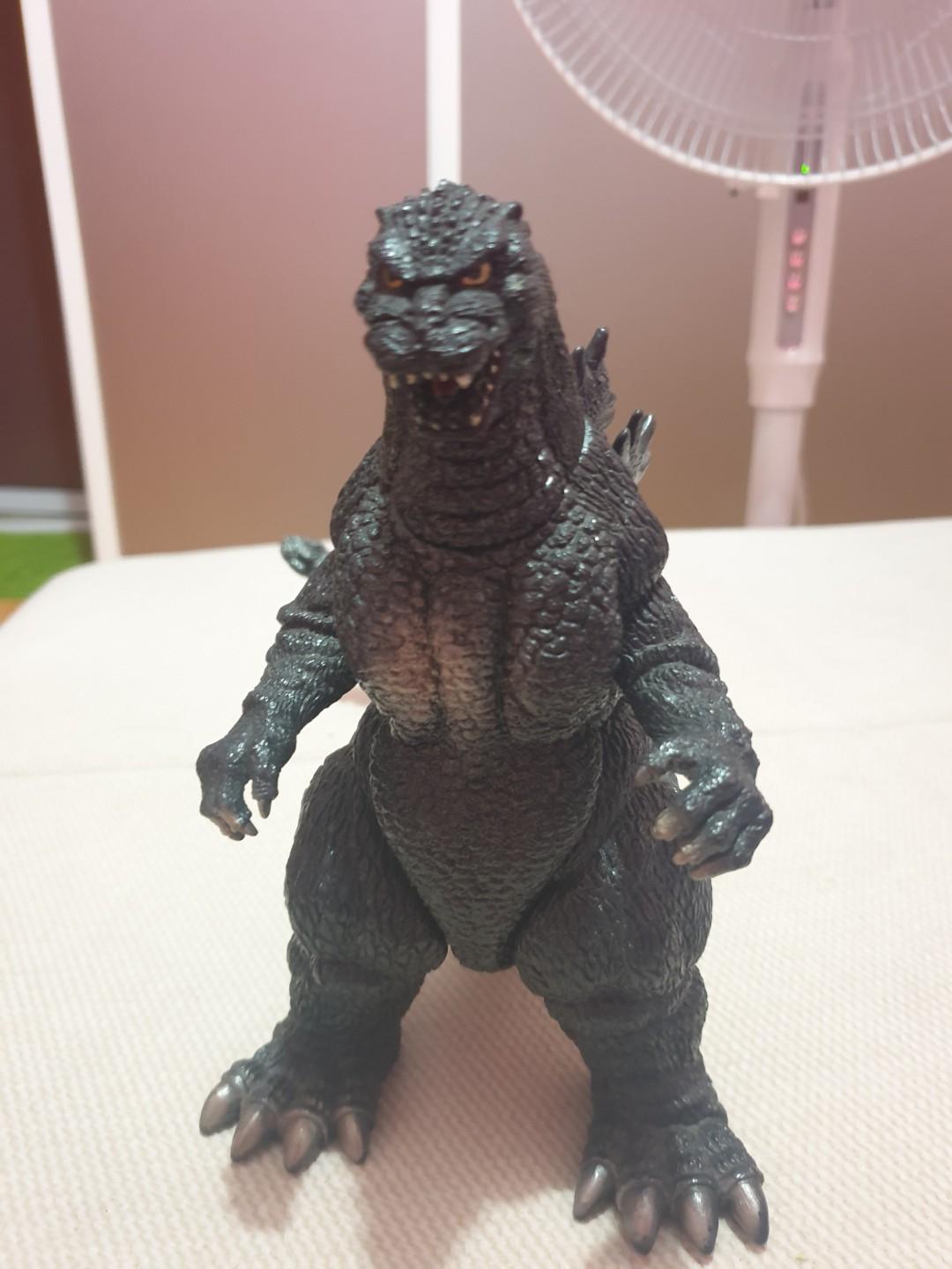 Godzilla Figure, Hobbies & Toys, Toys & Games on Carousell