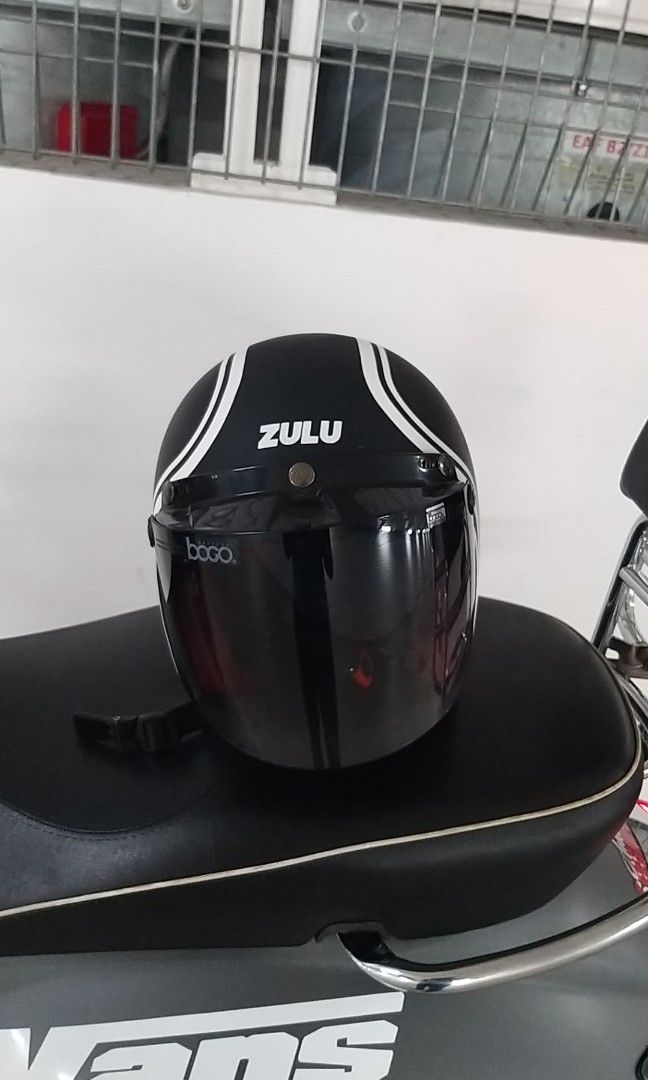 Zulu Helmet, Motorcycles, Motorcycle Apparel on Carousell