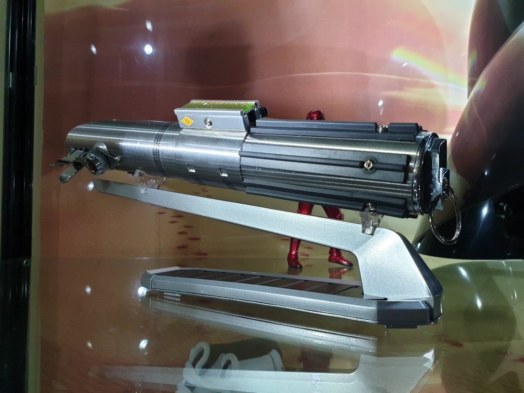 Legacy Lightsaber Hilt Display Stand Galaxy Edge Doc Ondars Star Wars ...