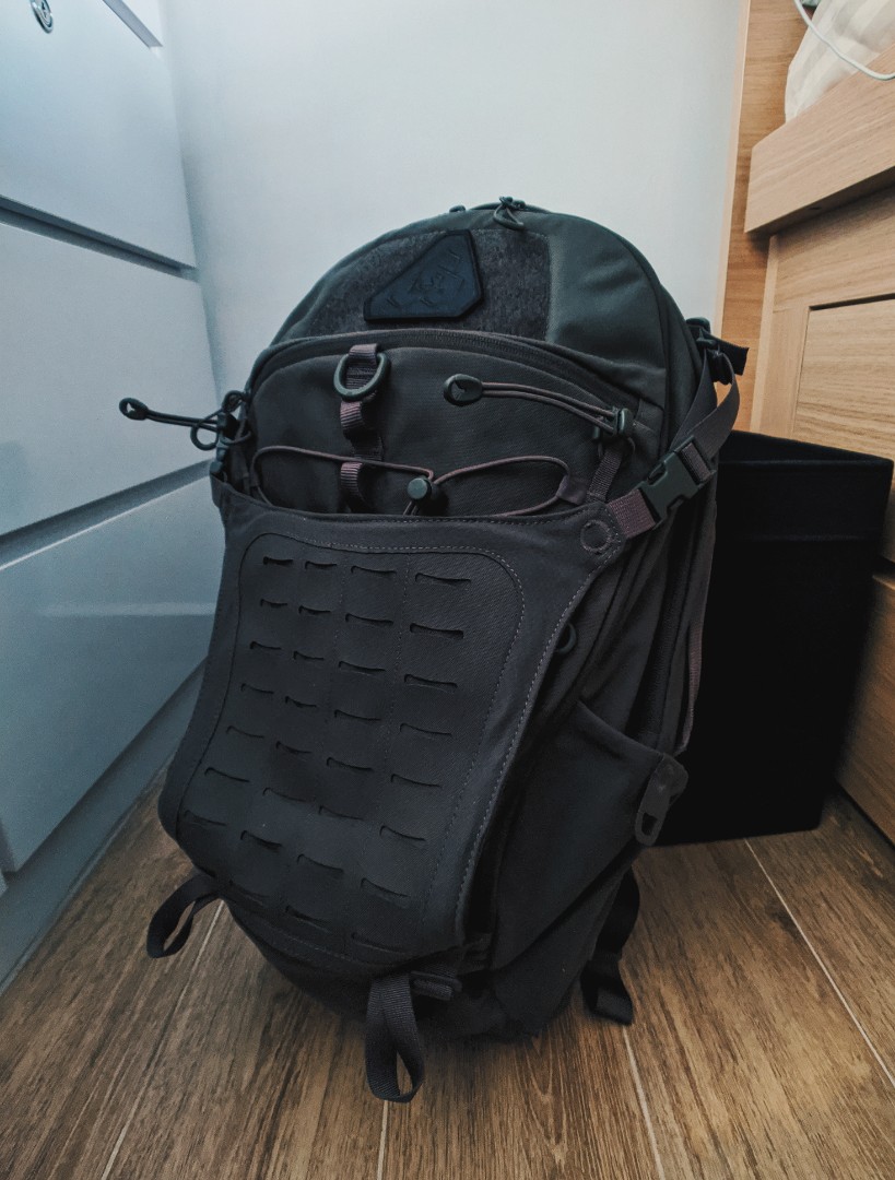 PDW Shado 24L Grey, Men's Fashion, Bags, Backpacks on Carousell