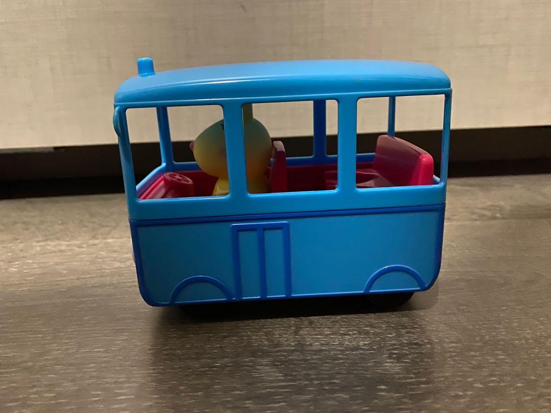 Peppa Pig Bus, Babies & Kids, Babies & Kids Fashion on Carousell