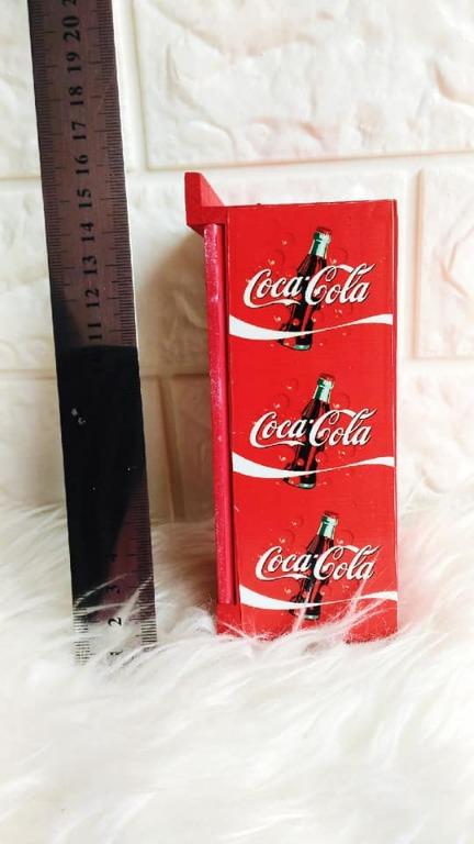 Kulkas Coca Cola Miniatur, Toys & Collectibles, Mainan di Carousell