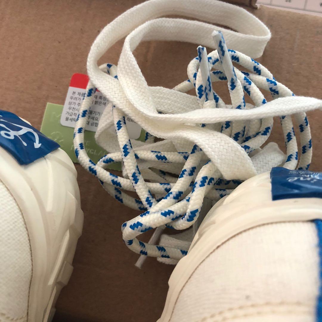 STARE sneakers (Limited Edition), Women's Fashion, Shoes, Sneakers on ...