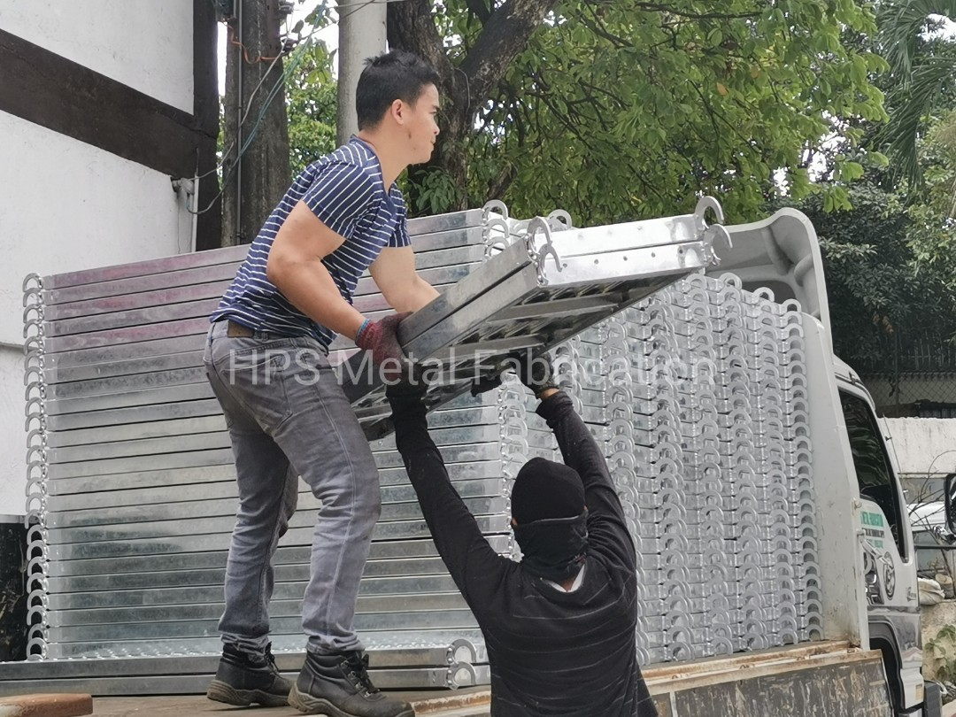 Telescopic Uhead and Scaffolding Catwalk Base Jack U Head Swivel Clamp ...