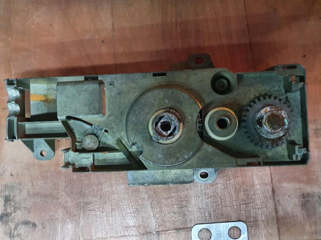 BMW E46 Cabrio Folding Top Flap Drive, Auto Accessories on Carousell