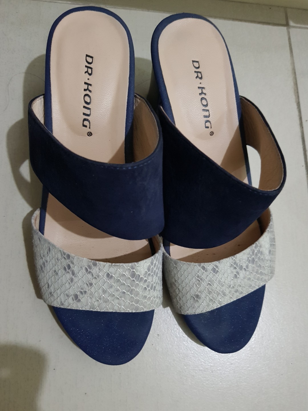 Dr Kong Tri-color sandals, Women's Fashion, Footwear, Flats & Sandals ...