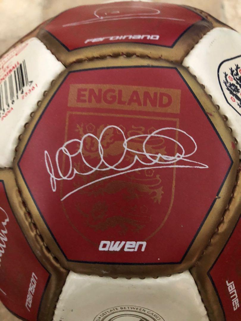 England Team Official Merchandise Hy-Pro Signature Football Soccer ...