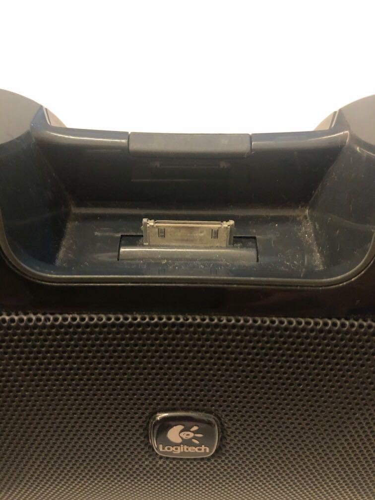 Logitech Apple docking speaker, Electronics, Audio on Carousell