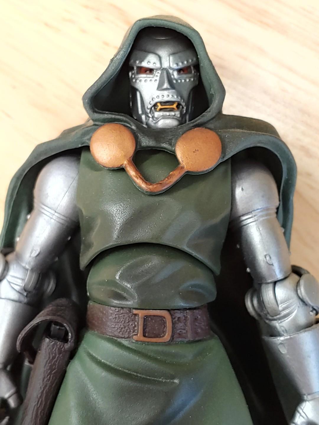 Marvel Legends Doctor Doom (Marvel Universe), 興趣及遊戲, 玩具 & 遊戲類 - Carousell