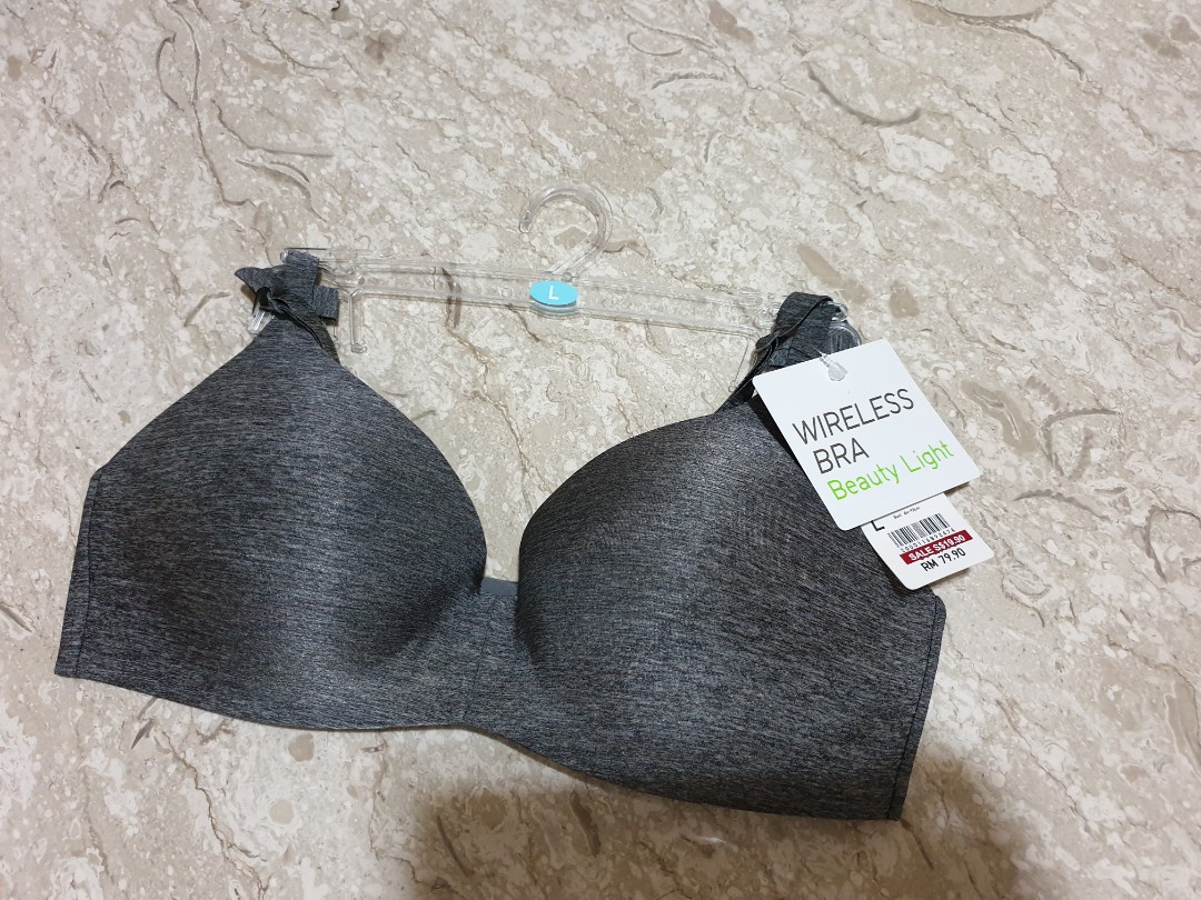 Uniqlo wireless light bra, Women's Fashion, New Undergarments ...