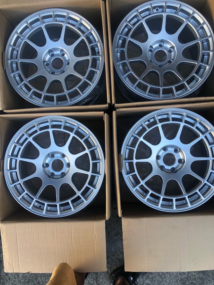 18" Rota Recce Silver Mags 6Holes pcd 114 For nissan navara and terra ...