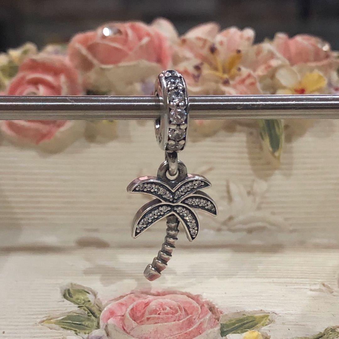 Pandora Sparkling Palm Tree Dangle Charm, Women's Fashion, Jewelry ...