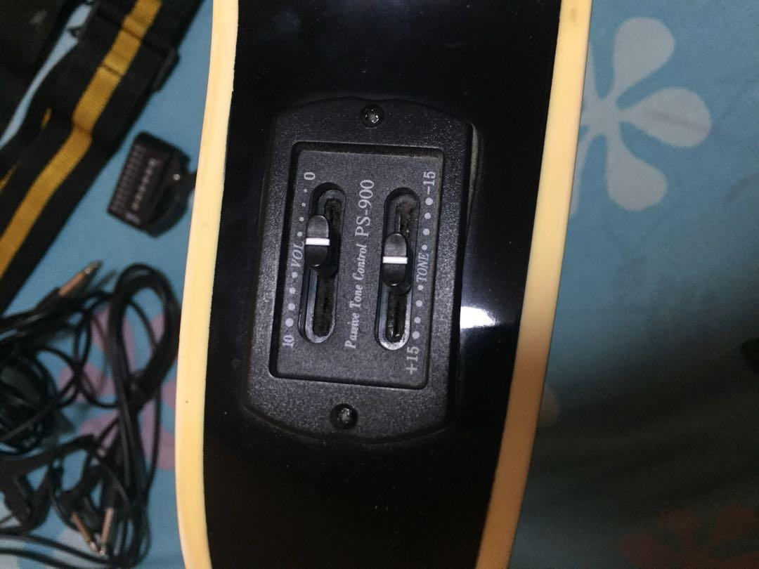 DnD Acoustic Guitar, Hobbies & Toys, Music & Media, CDs & DVDs on Carousell