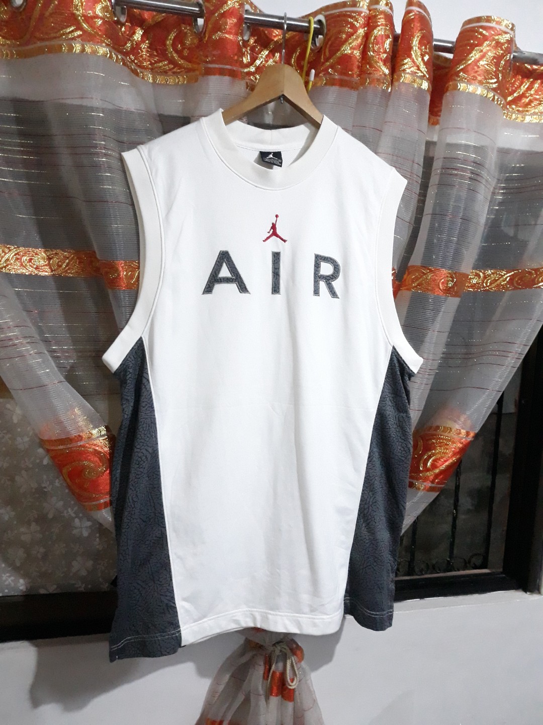 Jordan cement, Men's Fashion, Activewear on Carousell