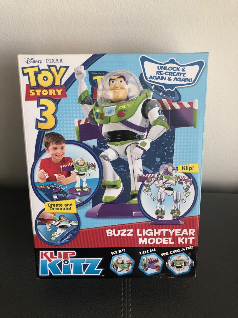 Light buzzyear, Hobbies & Toys, Toys & Games on Carousell