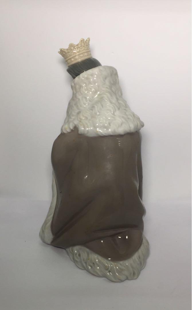 Lladro #5480 KING GASPAR, Hobbies & Toys, Memorabilia & Collectibles ...