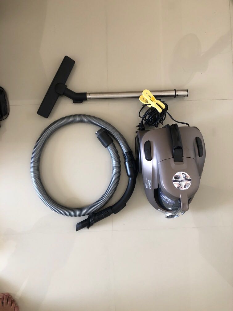 Tefal compact power cyclonic, TV & Home Appliances, Vacuum Cleaner ...