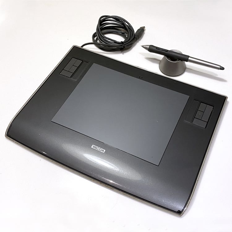 Used WACOM intous 3 drawing tablet, Mobile Phones & Gadgets, Tablets ...