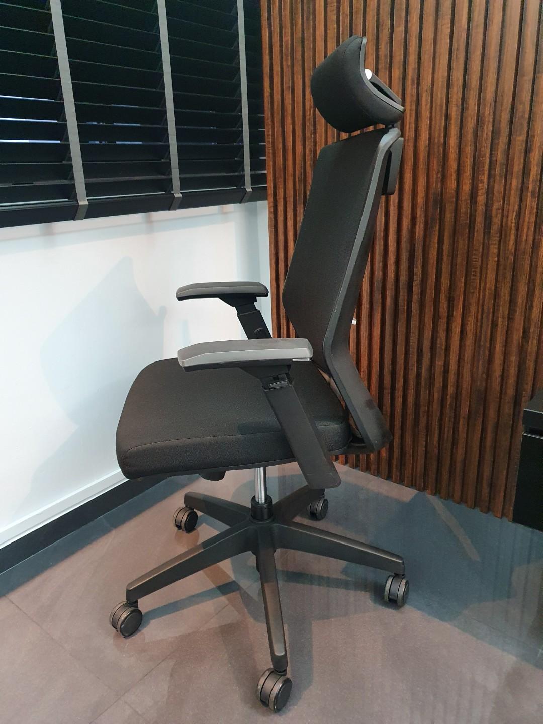 Benel C-Mesh Office Chair, Furniture & Home Living, Furniture, Chairs ...