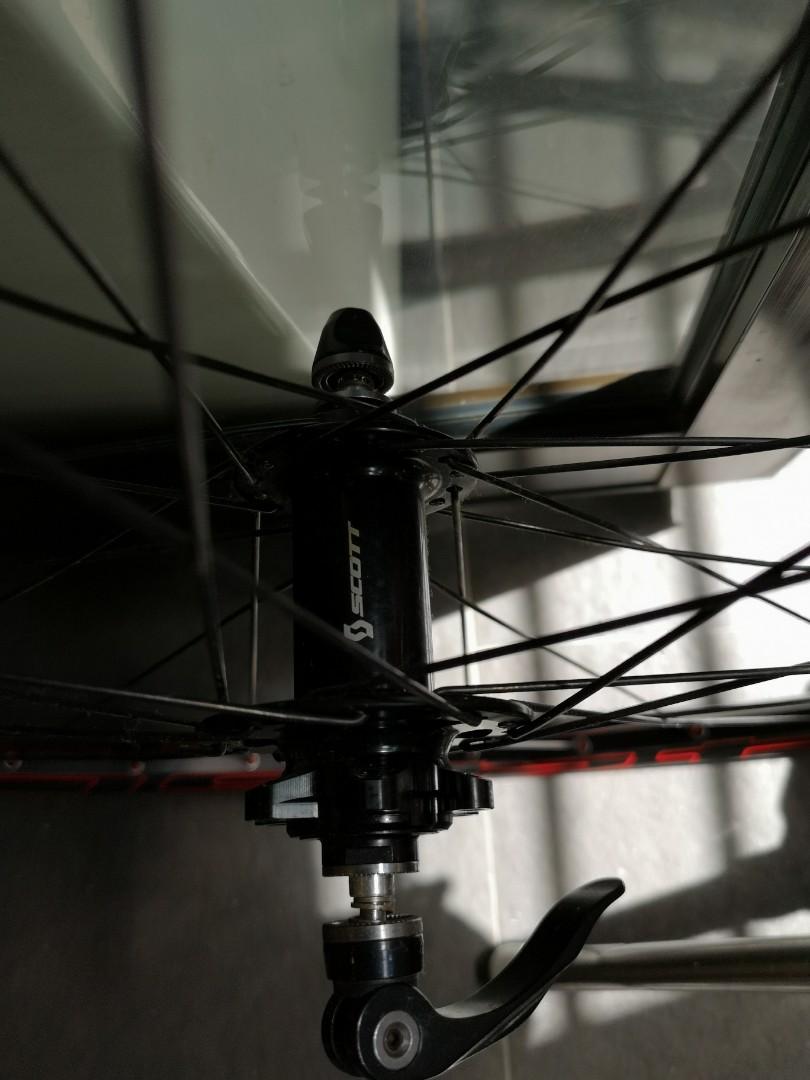 DT Swiss 26 inch wheels with cassette, Sports Equipment, Bicycles ...