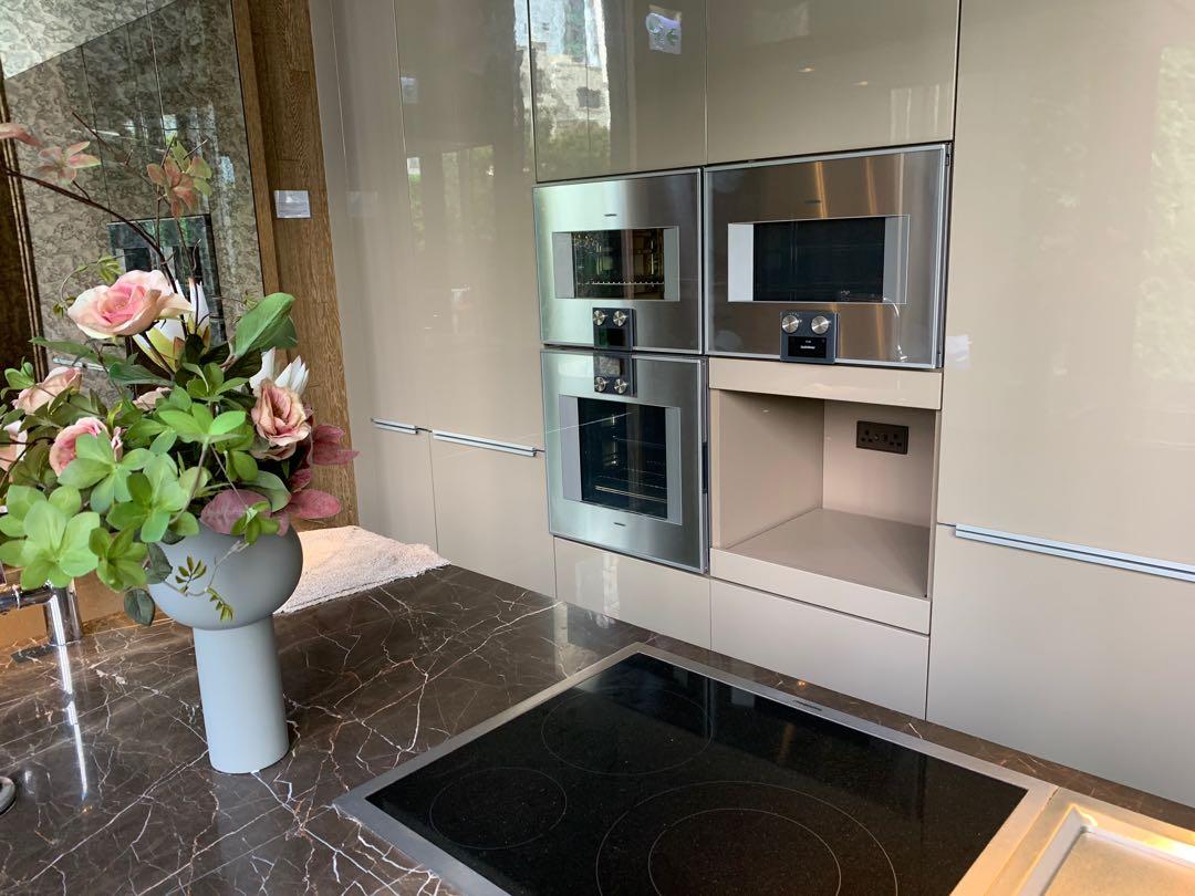 最後一部***請直接聯絡WhatsApp電話92113391 Gaggenau 焗爐 及 微波, 家庭電器, 廚房電器, 焗爐及多士爐 ...