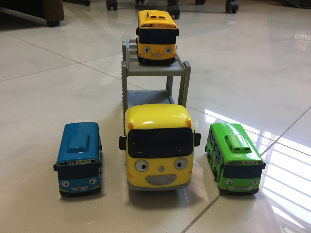 Tayo Bus Carry, Hobbies & Toys, Toys & Games on Carousell