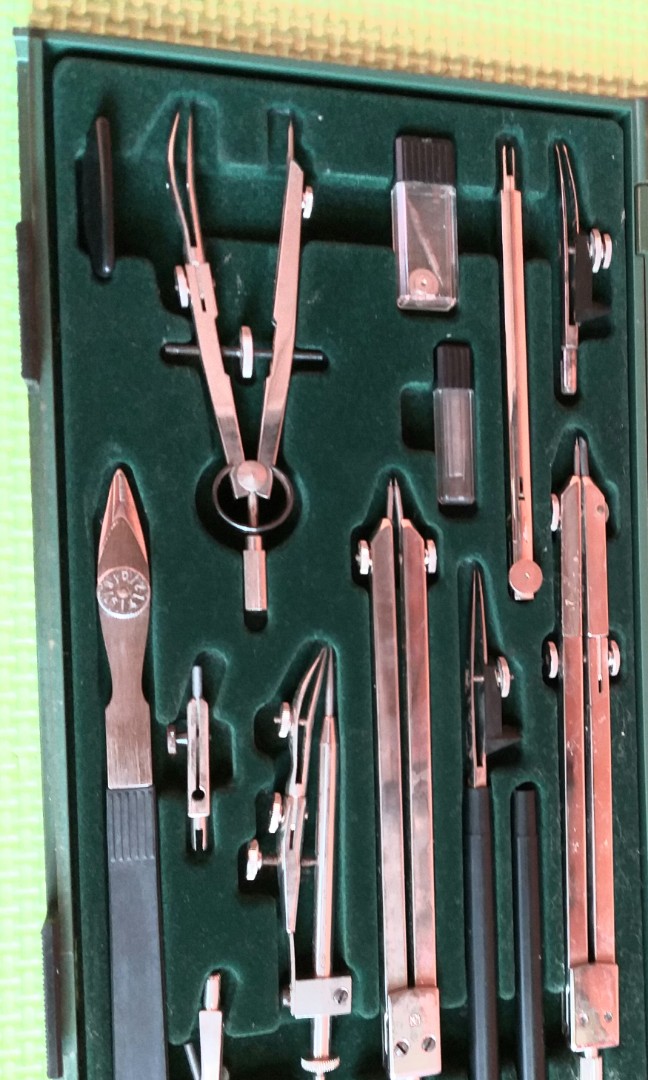 Vintage KIN drawing set, Hobbies & Toys, Memorabilia & Collectibles ...