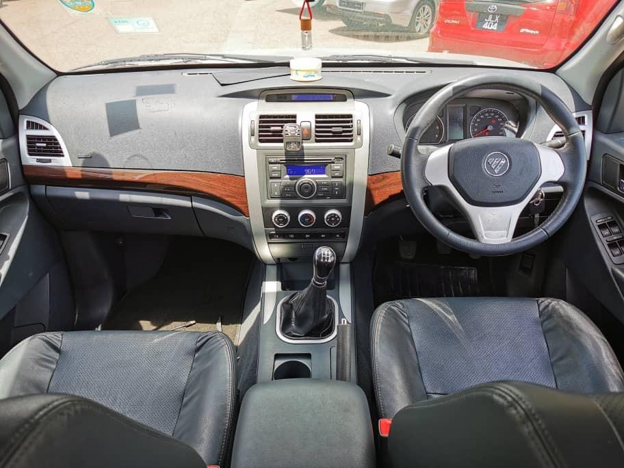 BISON SAVANNA 2.8MT 4X4, Cars, Cars for Sale on Carousell