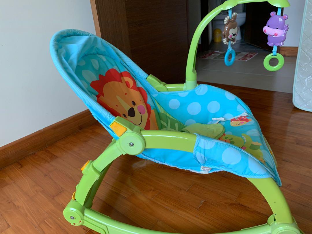 Fisher Price Baby Rocker/Rocking Chair, Babies & Kids, Infant Playtime ...