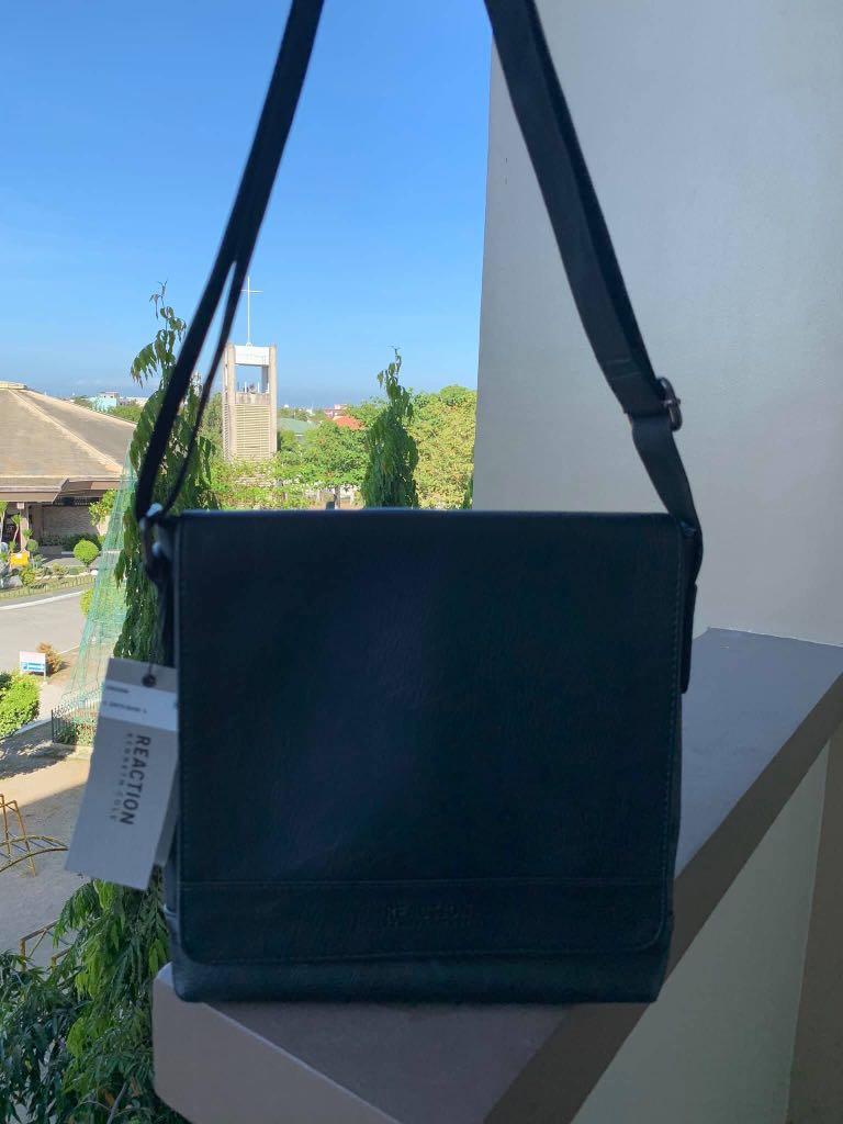 Kenneth Cole messenger bag ( Authentic/Original), Men's Fashion, Bags ...