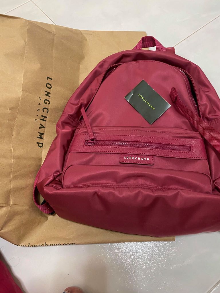 Long Champ Backpack (LE PLIAGE NÉO), Luxury, Bags & Wallets on Carousell