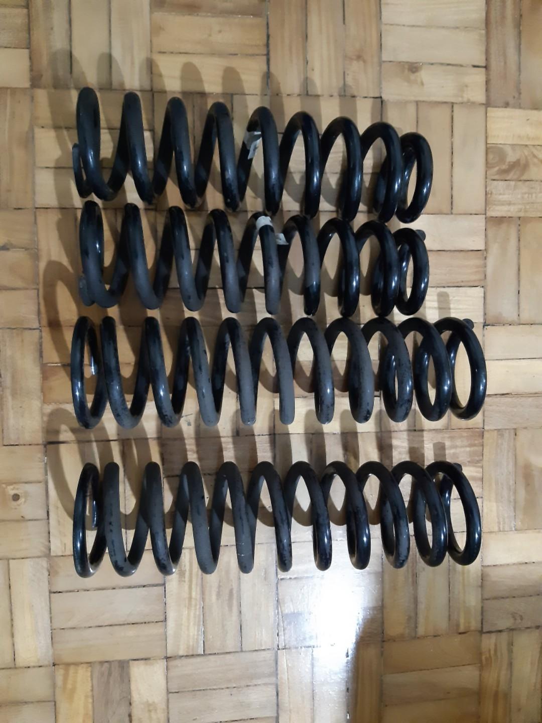 Old Man Emu Gen1 Fortuner Shocks and Springs (40mm lift), Car Parts ...