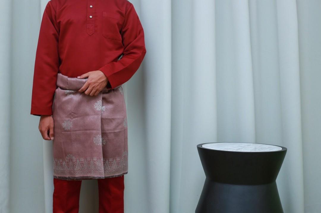 Sampin Bunga Tanjung, Men's Fashion, Muslim Wear, Baju Melayu on Carousell